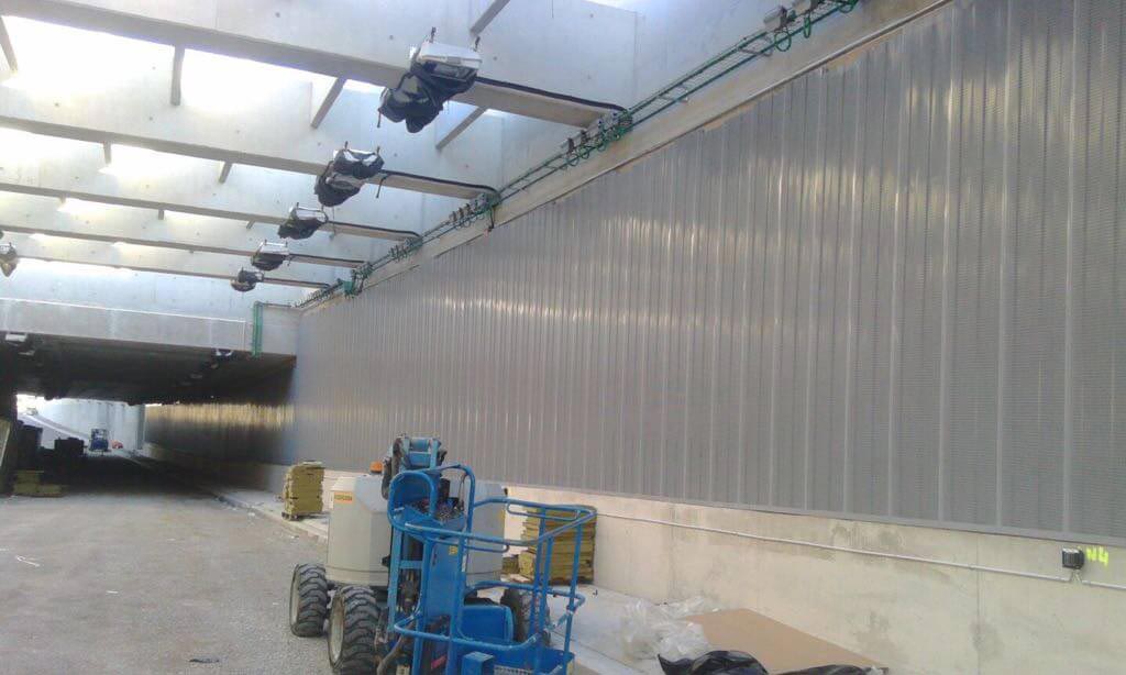 Panel para revestimiento de muro MG3-T - Metalesa